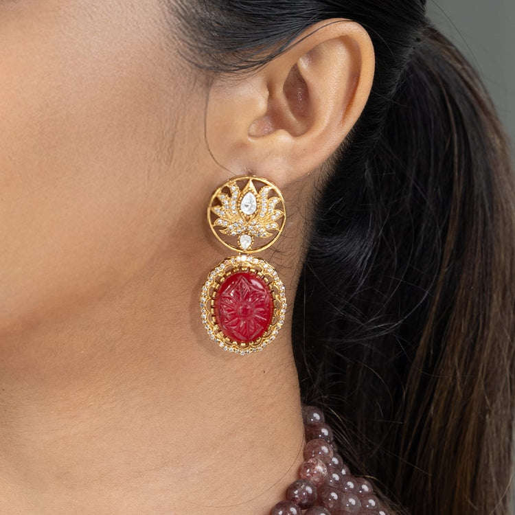 Reyra Necklace Set